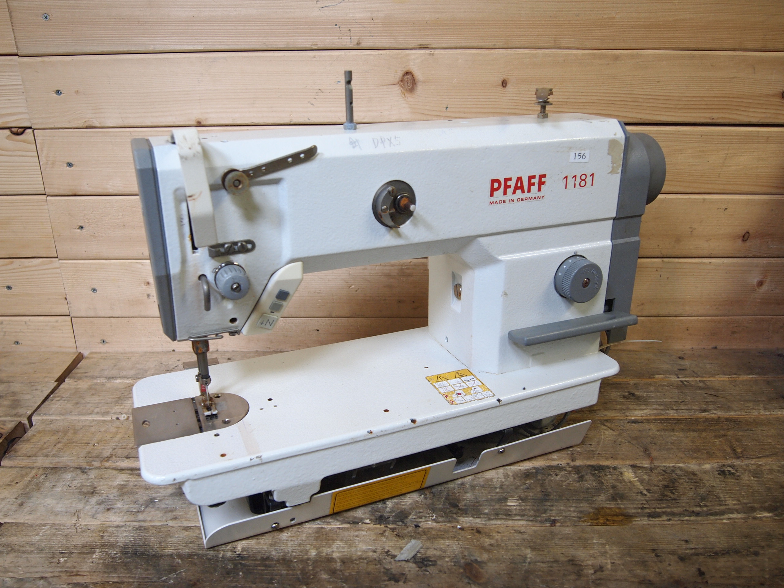 ☆PFAFF パフ 1181-8/11-900/24-911/37BS 工業用ミシン 通電未確認 頭部のみ ドイツ製 パフミシン - 株式会社ECOLO JAPAN ＆ JAPAN iine