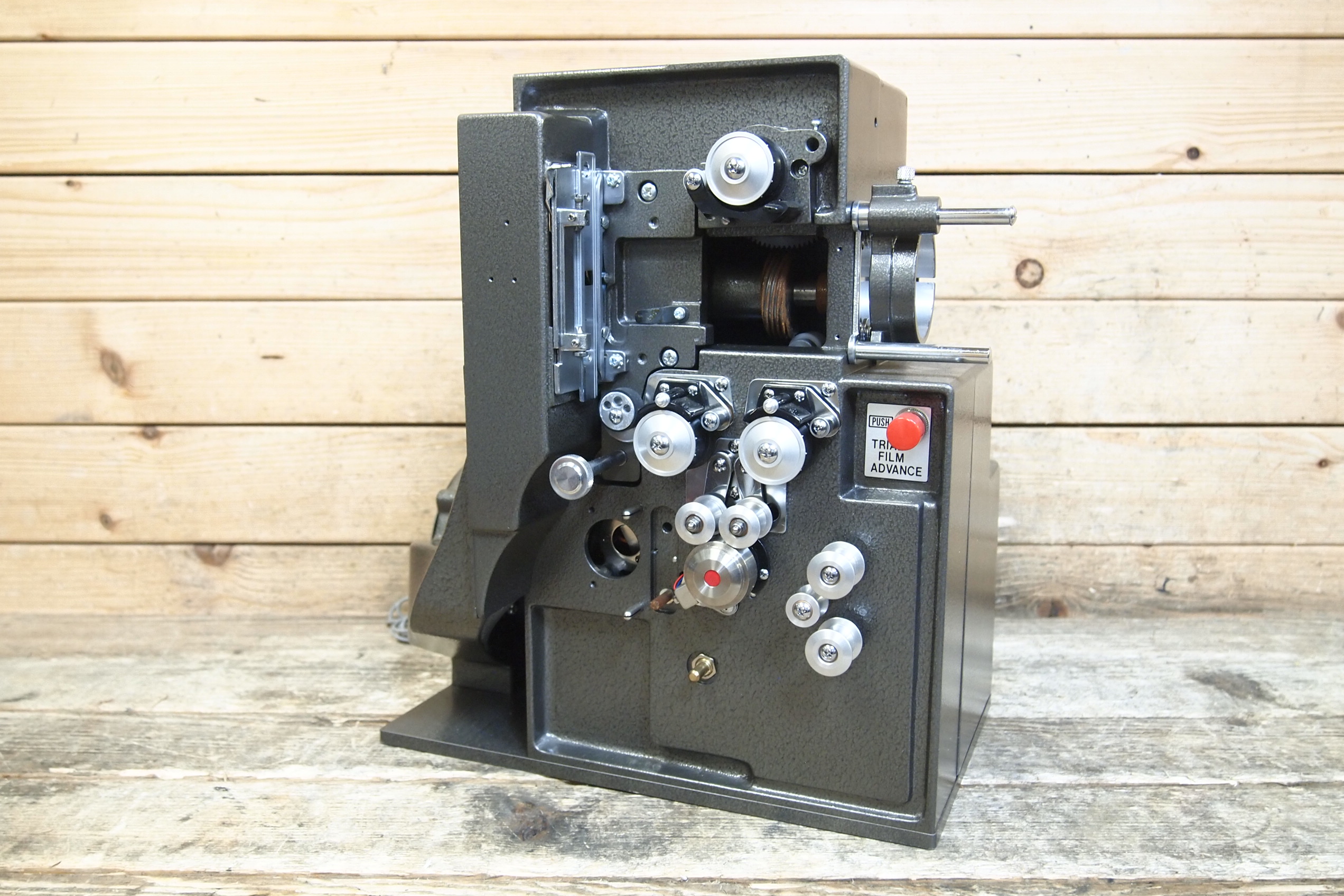 ☆EIKI エイキ EXシリーズ? EX-6000? EX6100? 映写機 部品取り - 株式会社ECOLO JAPAN ＆ JAPAN iine