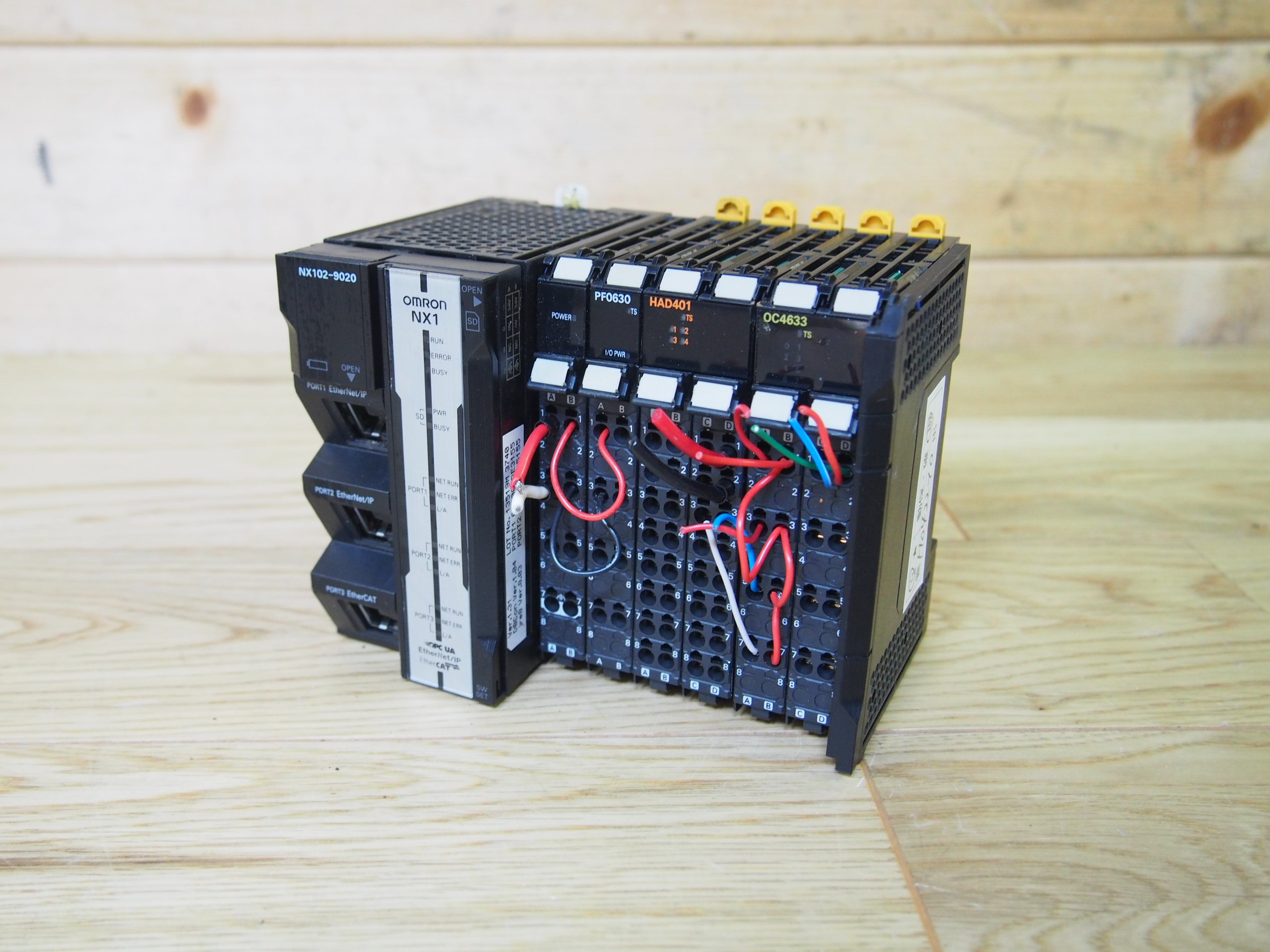 H0422-10) OMRON オムロン NX102-9020 PF0630 他 シーケンサー ジャンク - 株式会社ECOLO JAPAN ...